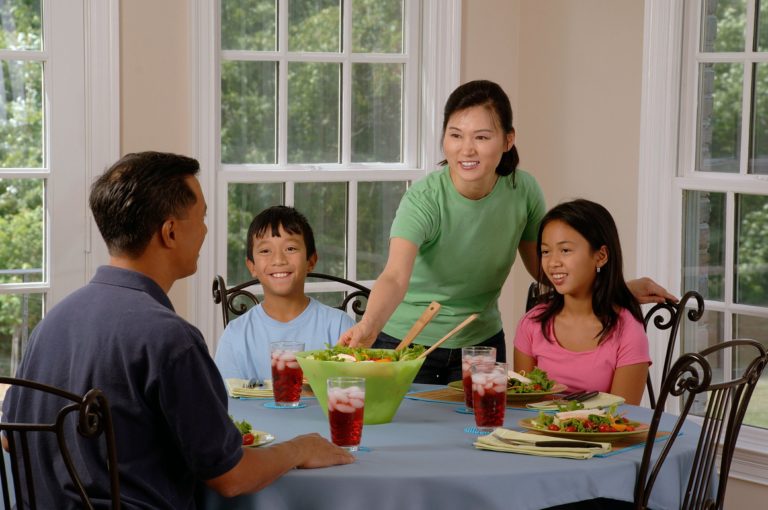 Project SmartKitchen Wants to Smarten Your Dinner Menu | Connected Devices Project SmartKitchen Wants to Smarten Your Dinner Menu | Connected Devices
